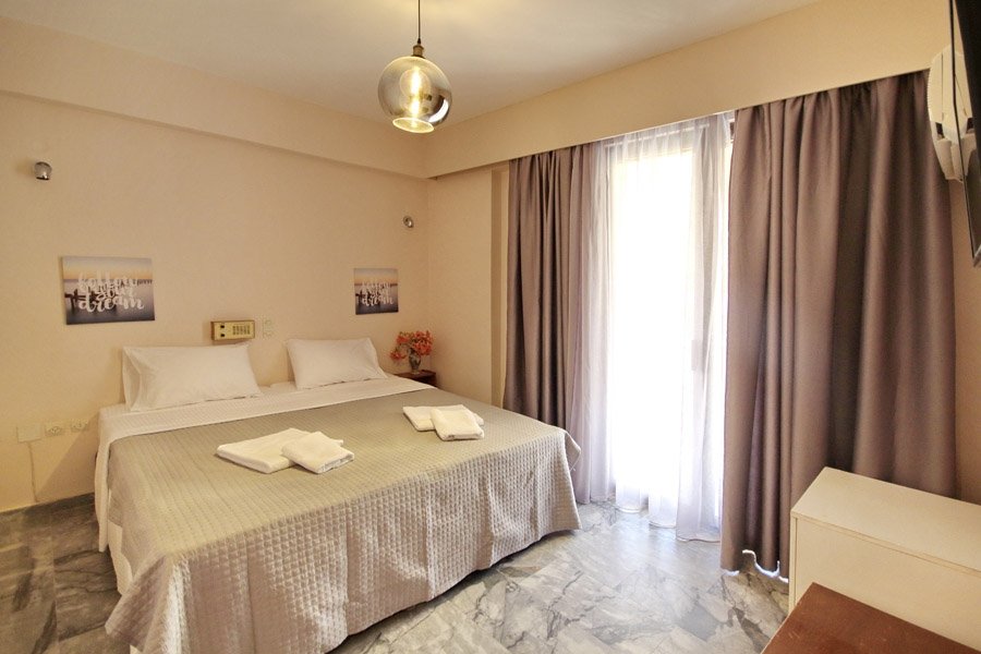 Enalion Beach Hotel, Accommodation at Astros| All About Peloponnisos