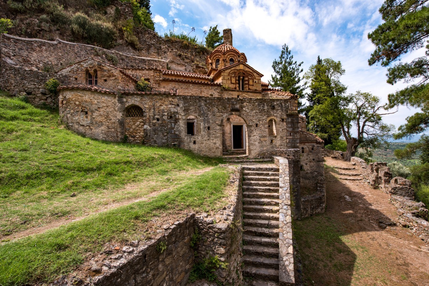 Peribleptos Monastery Mystras | Byzantine Art & History| All About ...