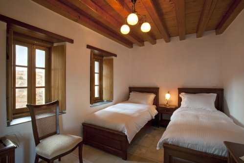 Monemvasia : 4 Top Stays from the Castle to the Shore ...